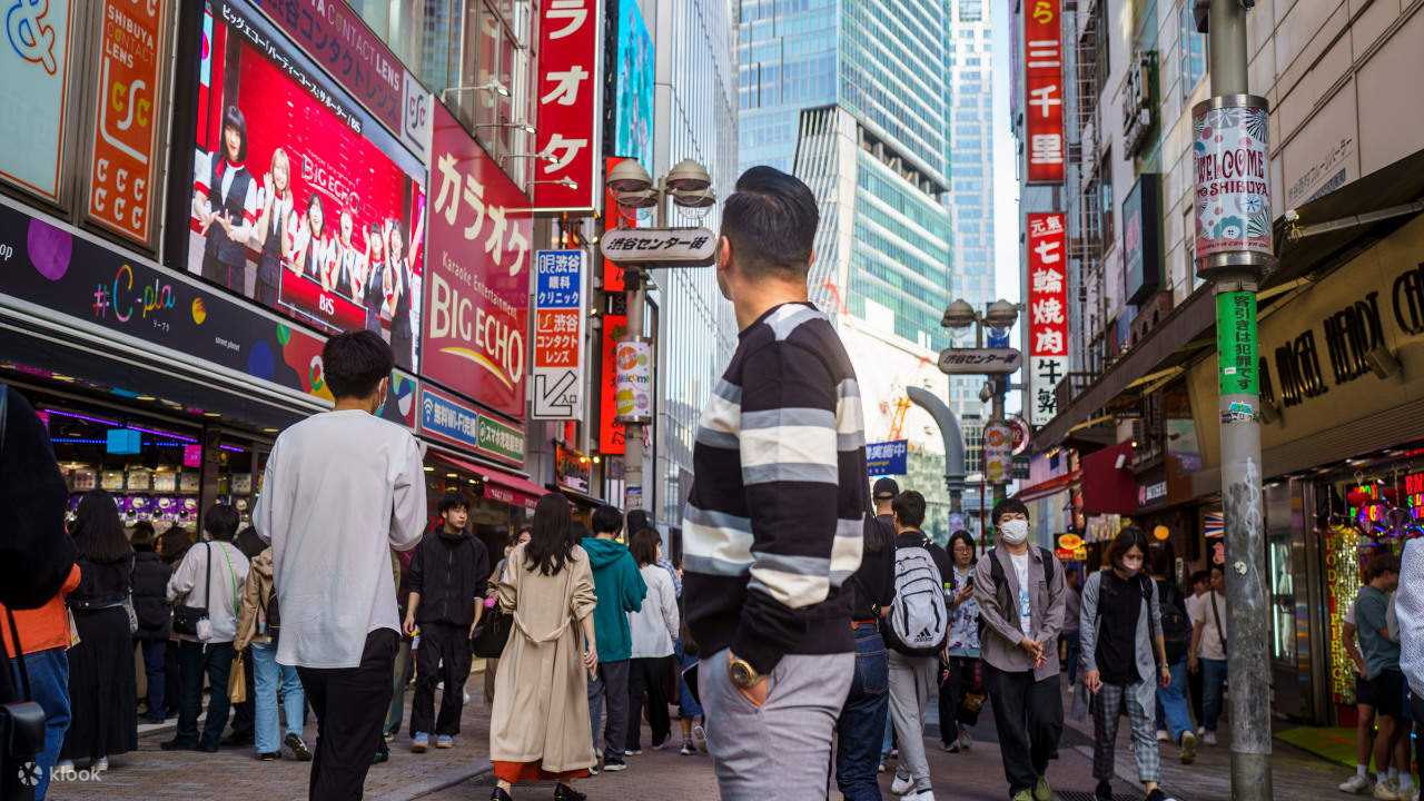 Tokyo Shibuya & Shinjuku Photo & Video Shooting Tour - Klook Australia