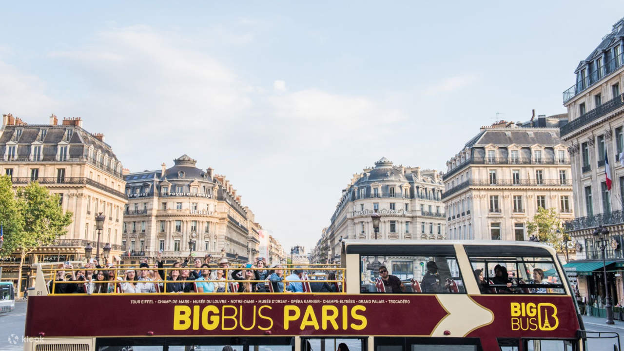 Day trip with eurostar and hop-on hop-off bus in Paris - Klook