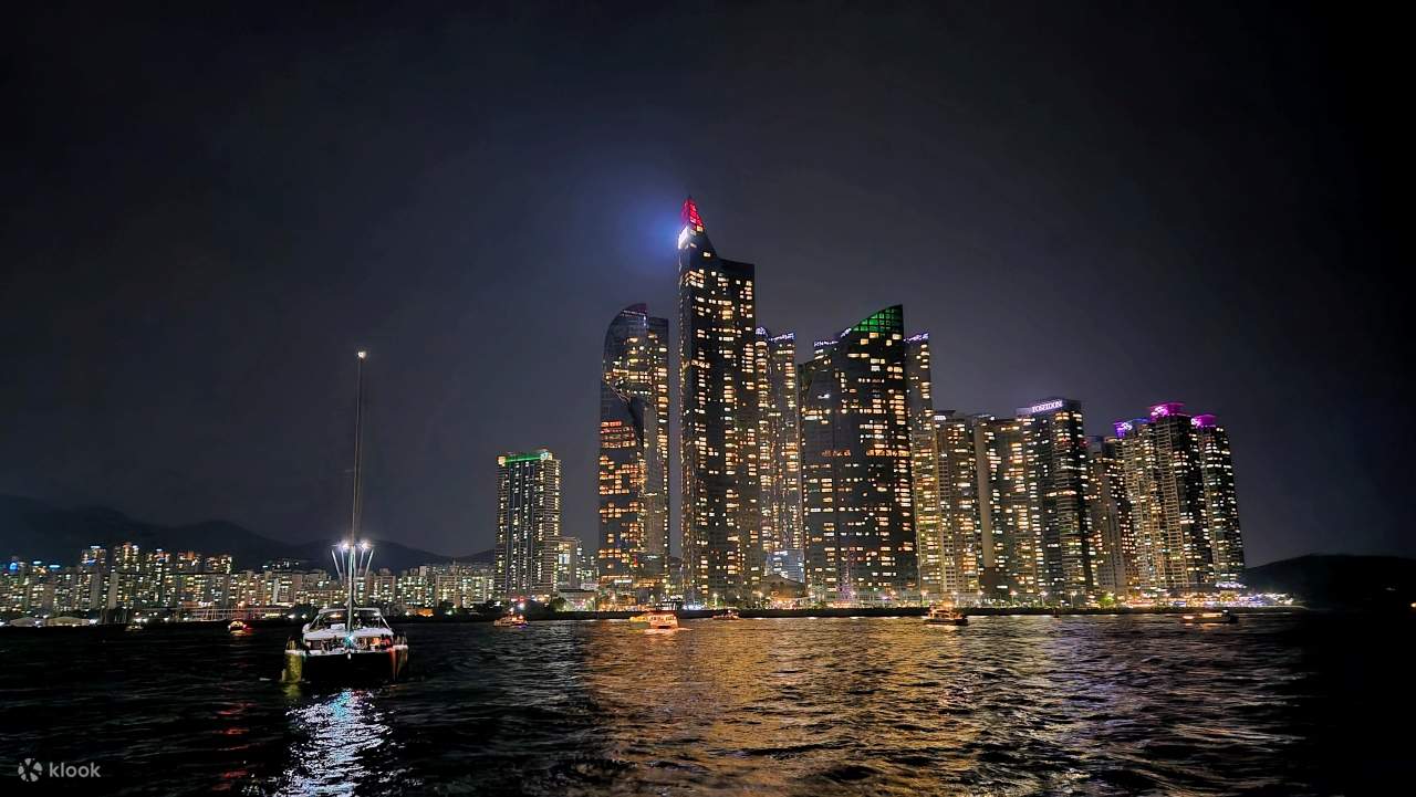 Busan Yacht Tour by Yachtwa - Klook