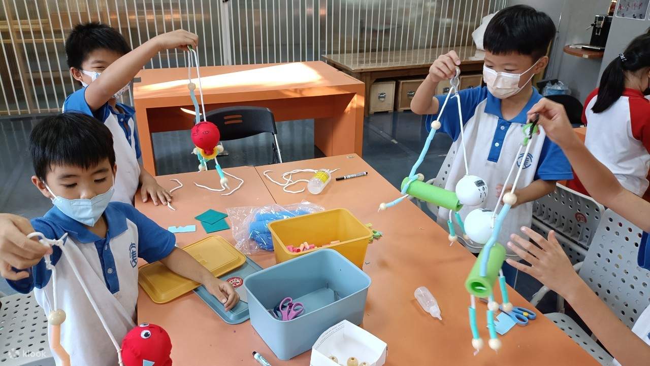 Taipei Puppet Theater (Puppet Show / Experiential English Guide ...