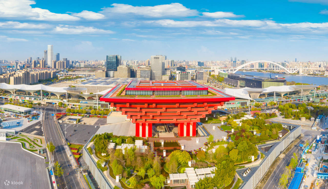 Bund, Nanjing Road, Chenghuang Temple, Pujiang Tunnel Day Tour - Klook ...