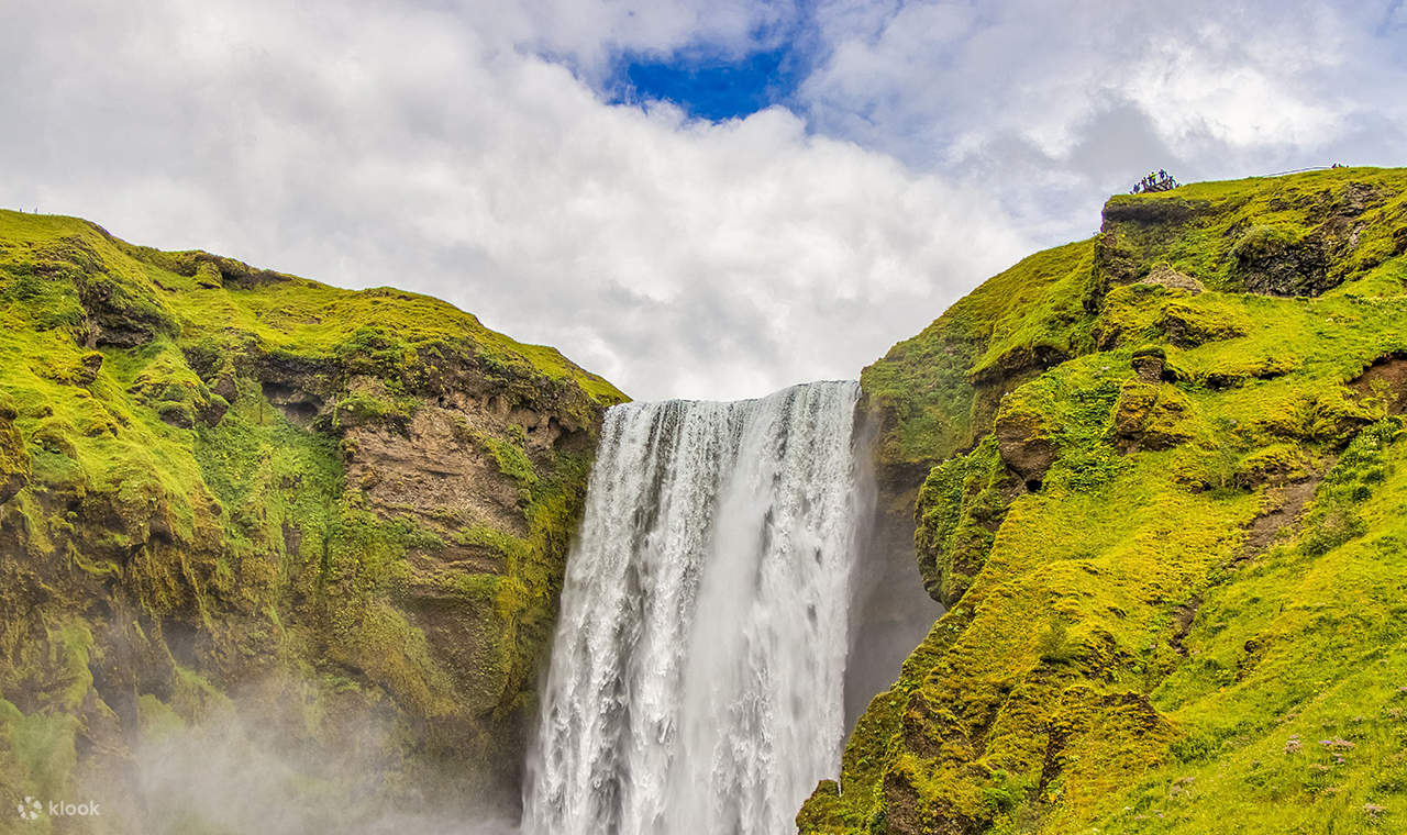 South Shore of Iceland Glacier Lake, Diamond Beach & Vik Town Day Tour ...