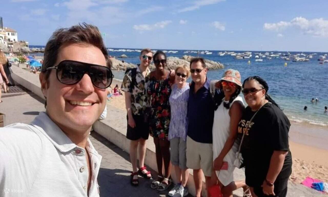 Dali Museum, Figueres and Cadaques Dali Day Tour from Barcelona - Klook ...