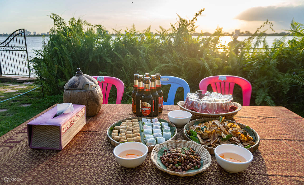 Phnom Penh: Mekong Island Sunset Bike Tour - Klook Singapore