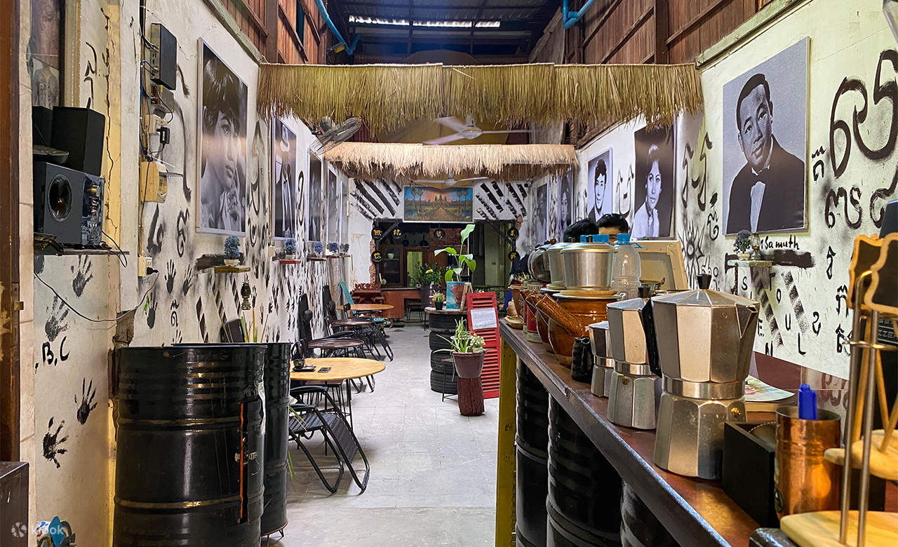 Discover Phnom Penh: Morning Food & Street Art Tour with Siem Reaper ...