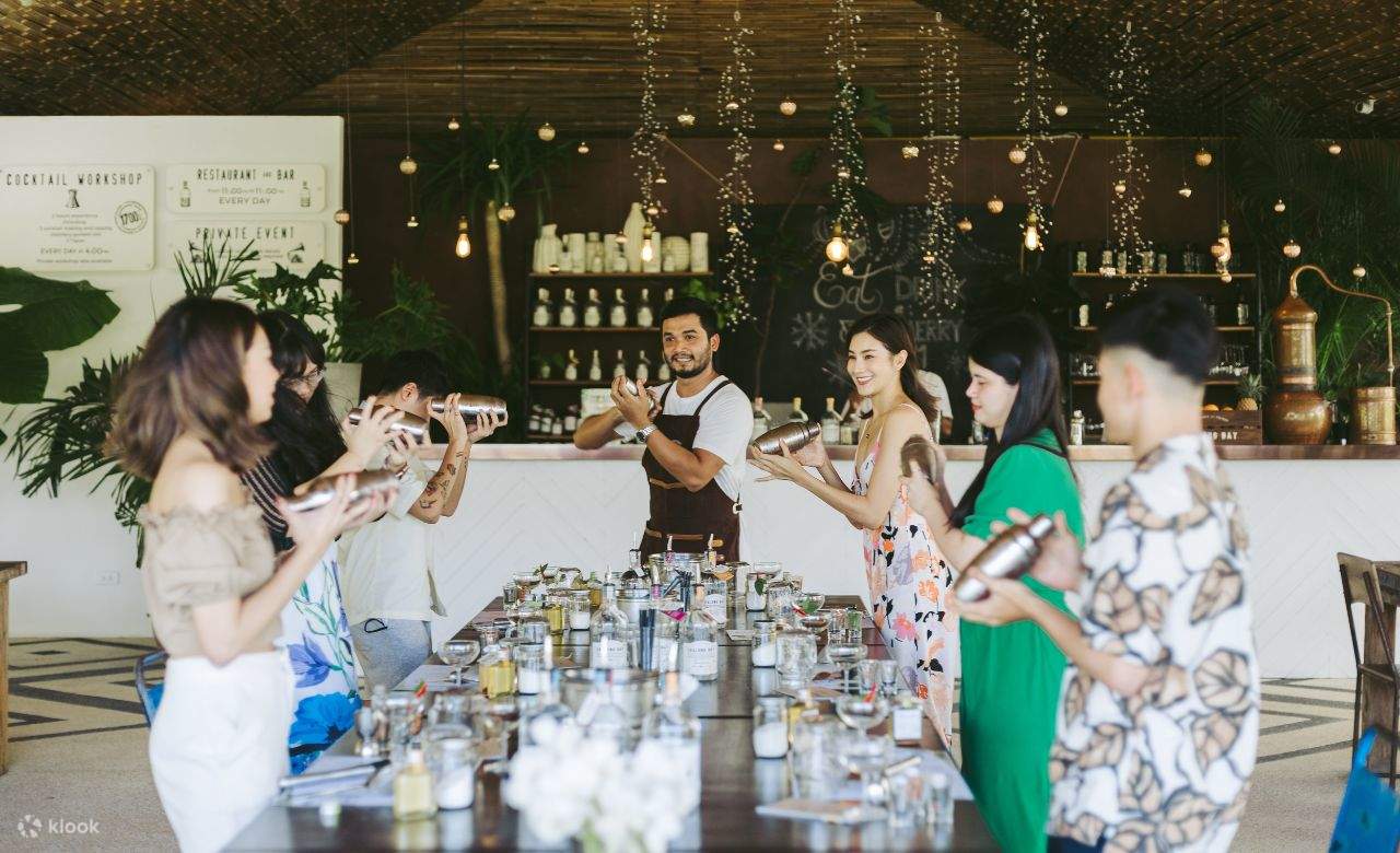 Phuket: Chalong Bay Rum x Wat Chalong Half Day with Private Transfer ...