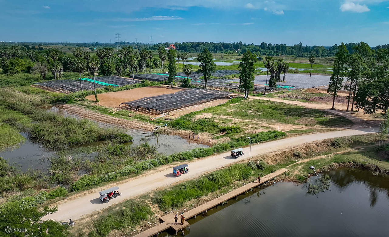 Discover Silk Island: Phnom Penh Tuk-Tuk Tour by Siem Reaper - Klook