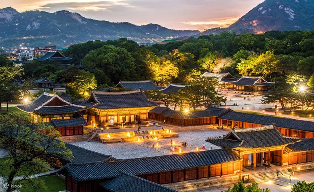 Seoul Night Palace, Market & Hidden View Tour - Klook New Zealand