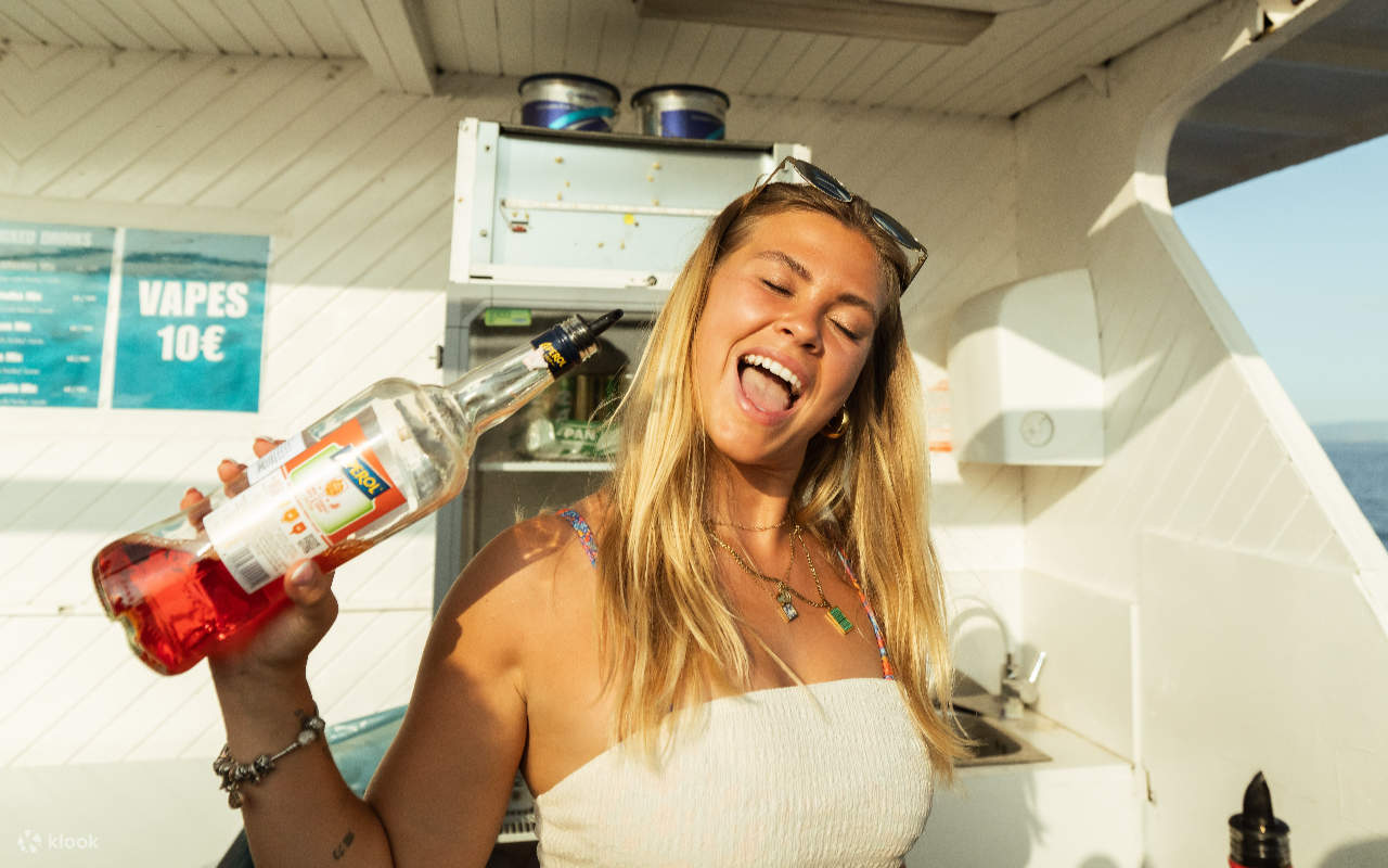 Split Blue Lagoon Boat Party with DJs, Shots, Swim & Afterparty - Klook