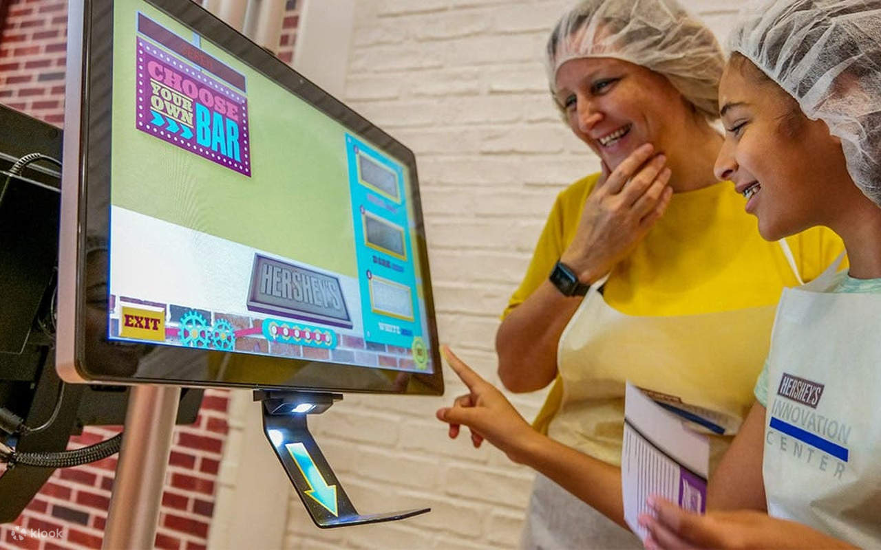 Hershey's Chocolate World Create Your Own Candy Bar Experience - Klook ...