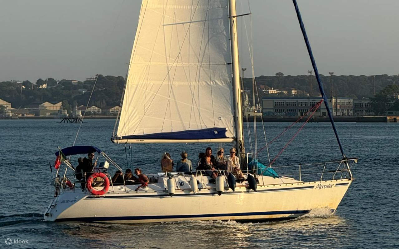 2-Hour Small Group Cultural Sailboat Experience in Lisbon - Klook Singapore