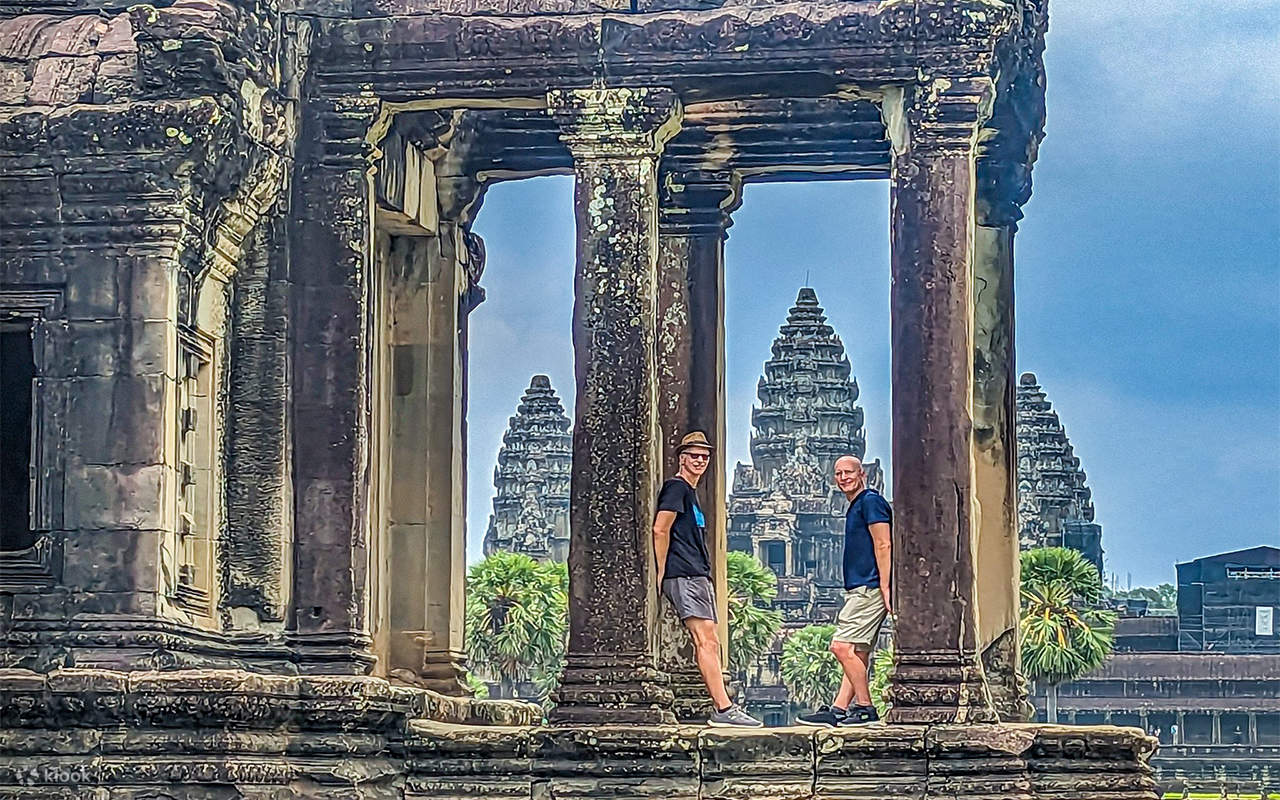 Angkor Wat Sunrise Tour with Monk Blessing - Klook India
