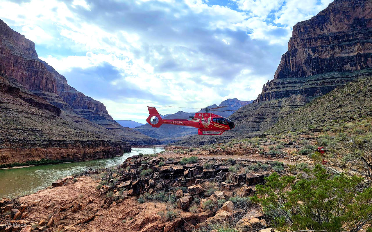 Helicopter Pontoon experience with Grand Canyon west access - Klook ...