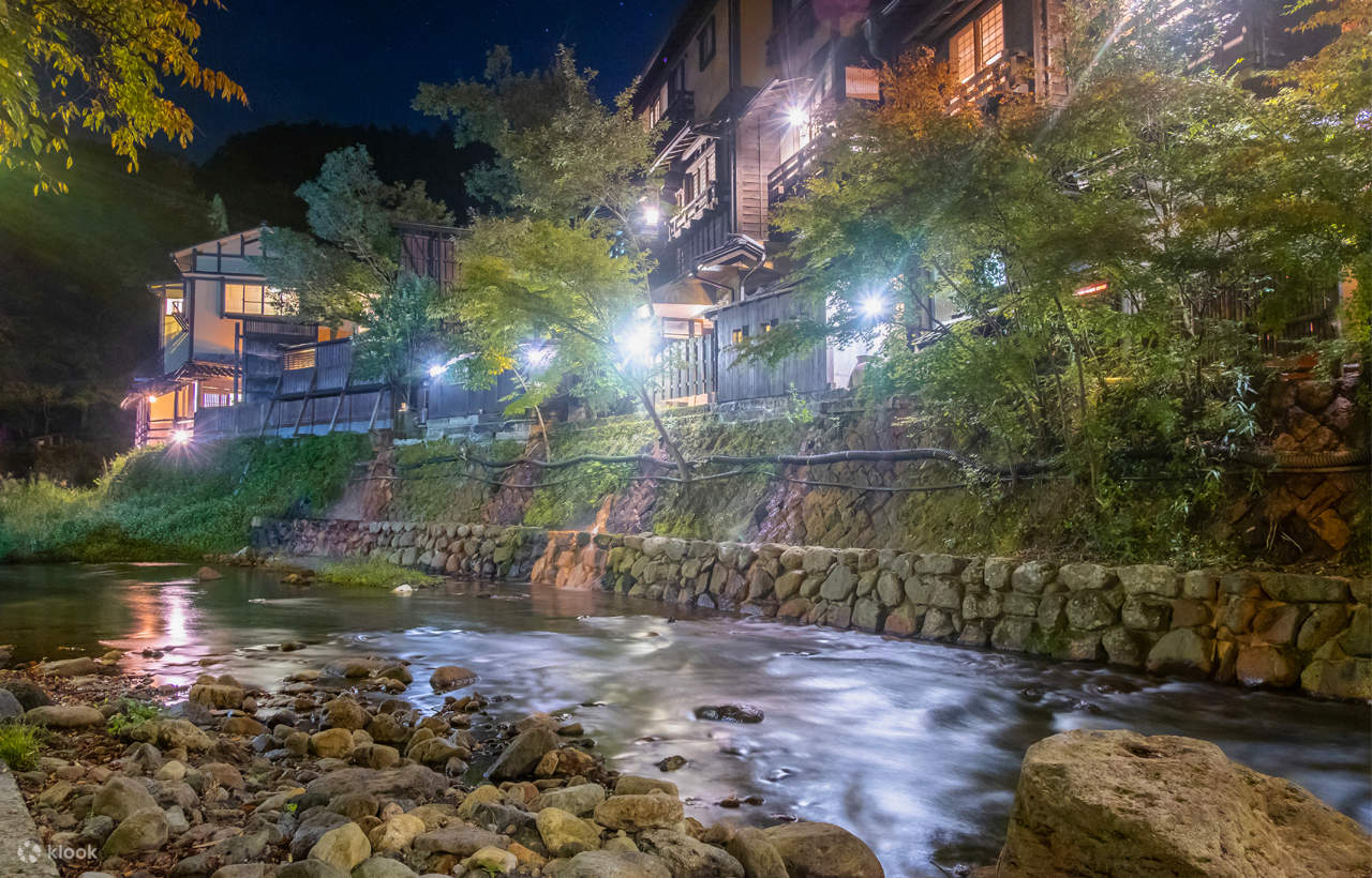 Kumamoto Castle & Mount Aso (Including Volcano Shuttle Bus) & Kusasenri & Aso Shrine & Kurokawa ...
