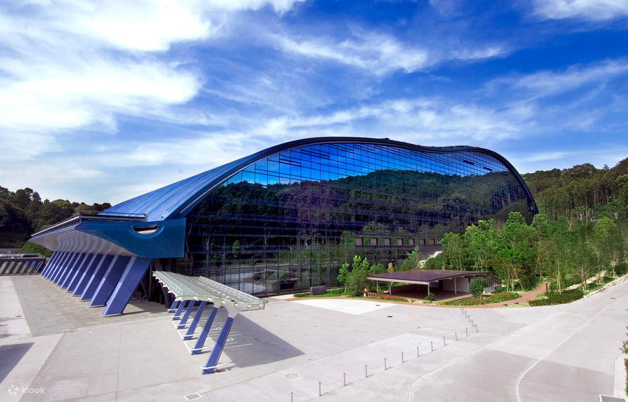 Strawberry Picking/Yanagawa River Cruise & Takeo Shrine & Dazaifu ...