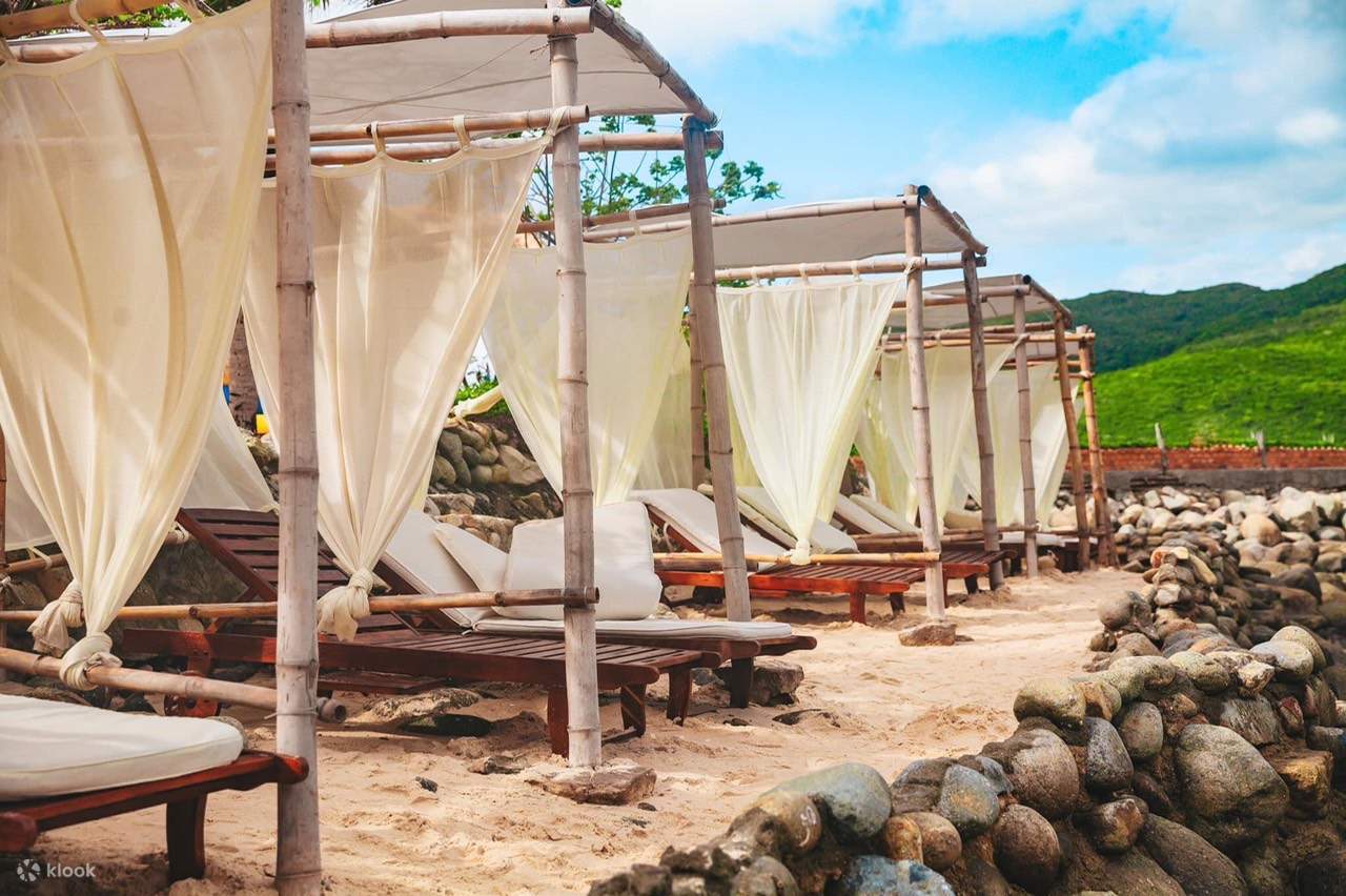 Kayaking and Snorkeling at Fun Island Nha Trang (Dam Bay Island ...