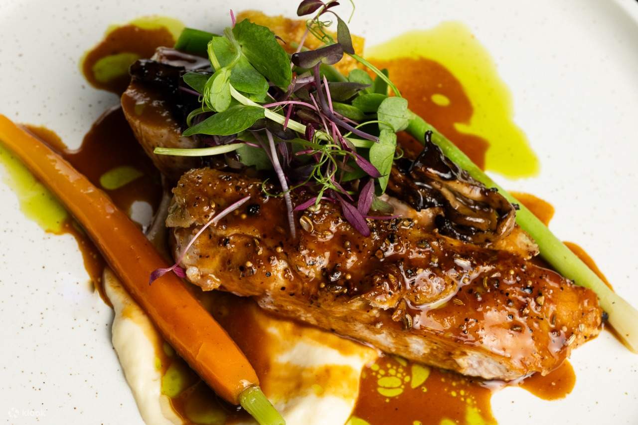 Melbourne Skydeck Altitude Dining with VR Experience - Klook