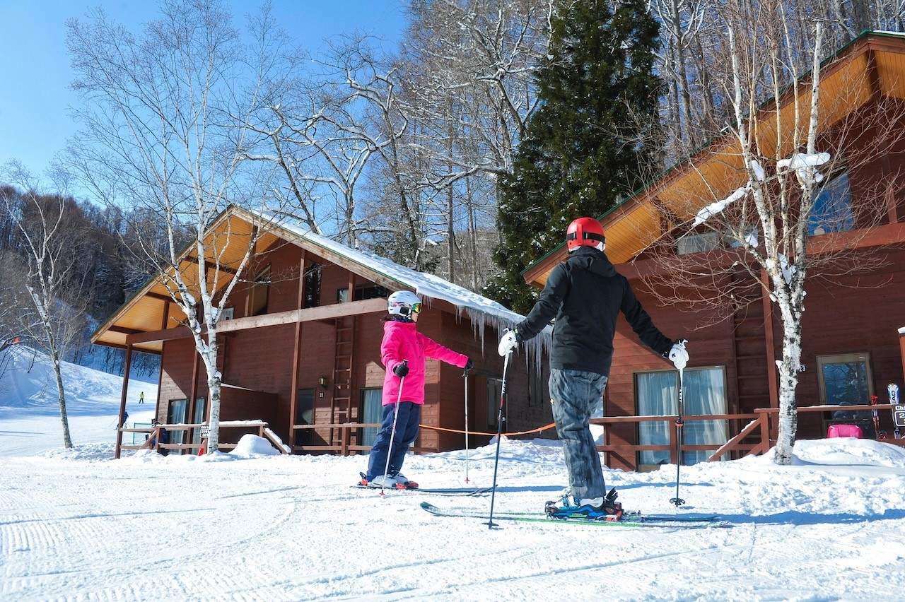 Online reservations for an all-round area with powder, terrain, and ...