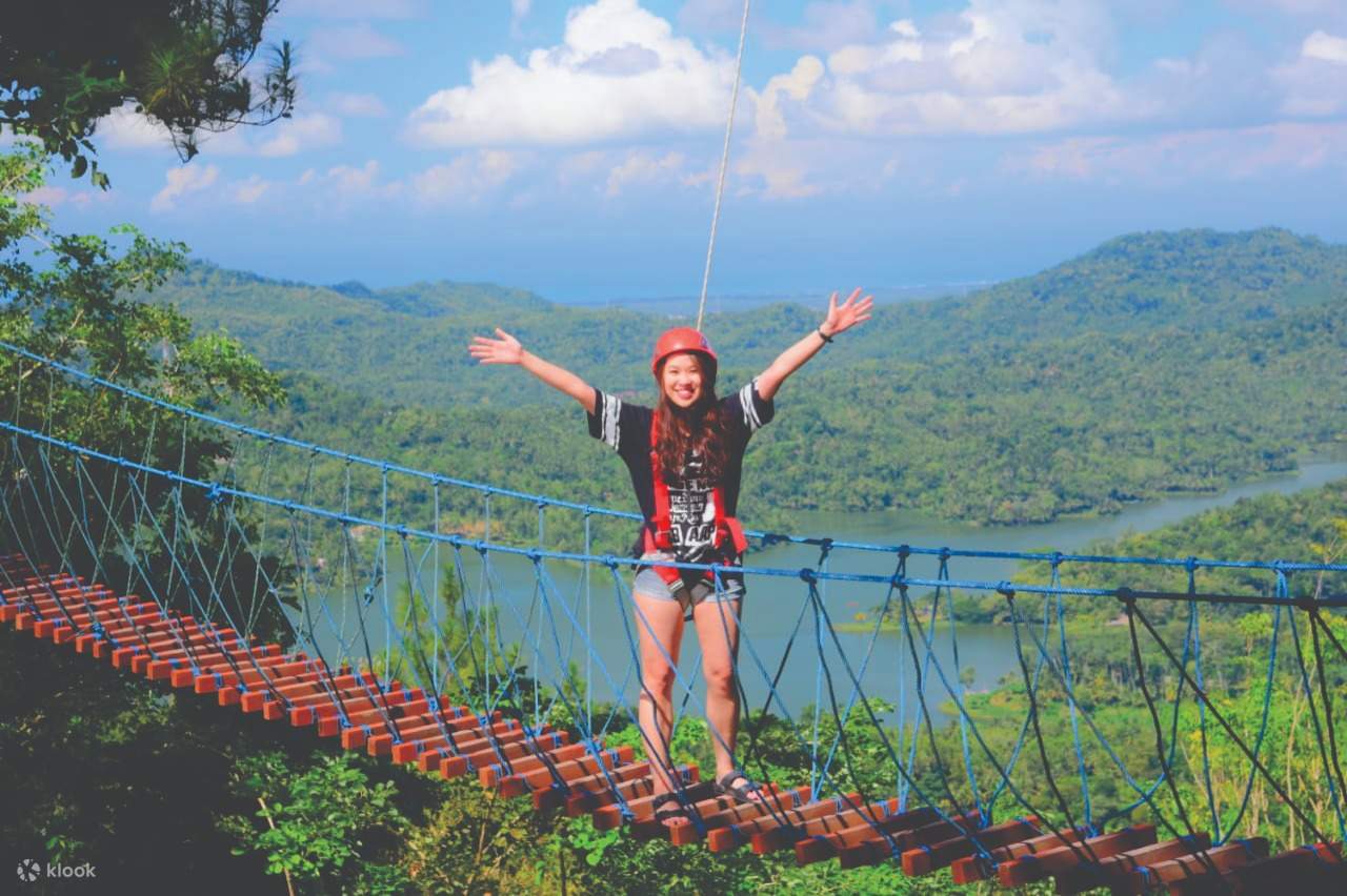 Photo Spot Kalibiru dan Jeep Tour di Yogyakarta - Klook Indonesia