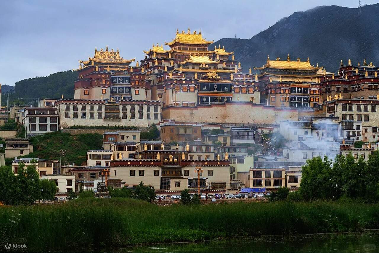 Yunnan Shangri-La Songzanlin Temple Pudacuo One-Day Tour (Songzanlin ...