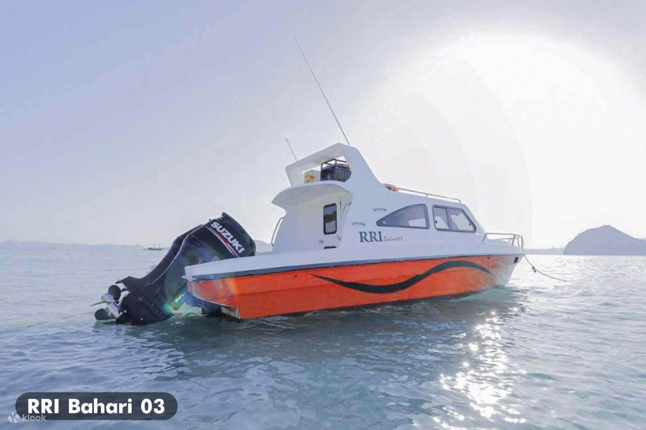 Private Full Day Komodo Speedboat Tour dari Labuan Bajo dengan RRI 03 ...