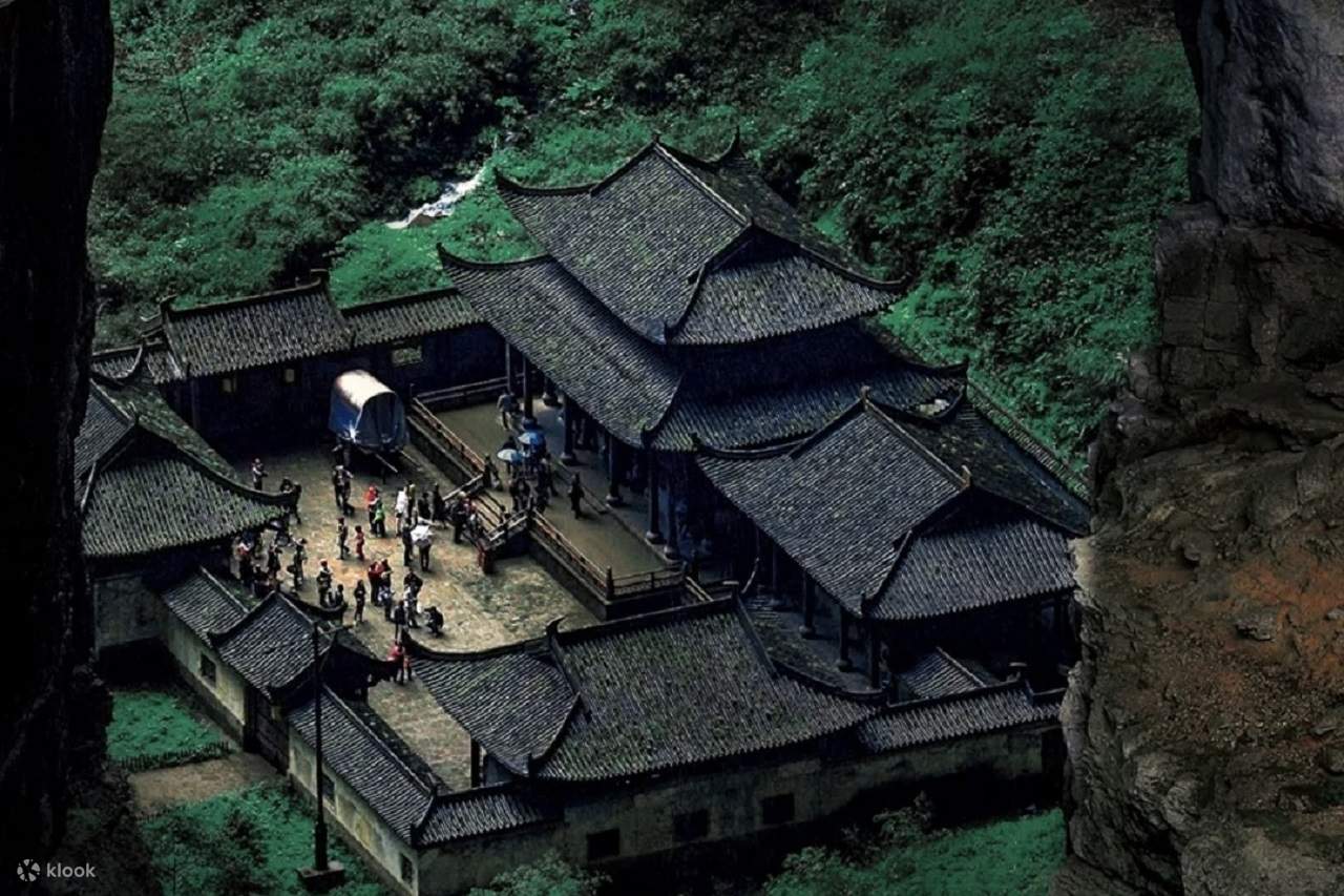 3-Day Private Tour of Chongqing Wulong Dazu (Wulong Three Natural ...