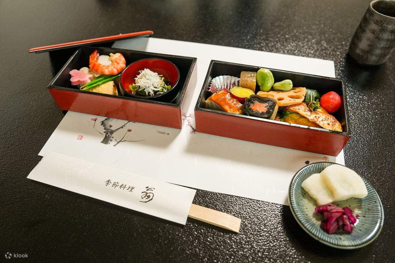 1-Day Kyoto & Nara Day Trip Highlights Tour with a Private Car - Klook