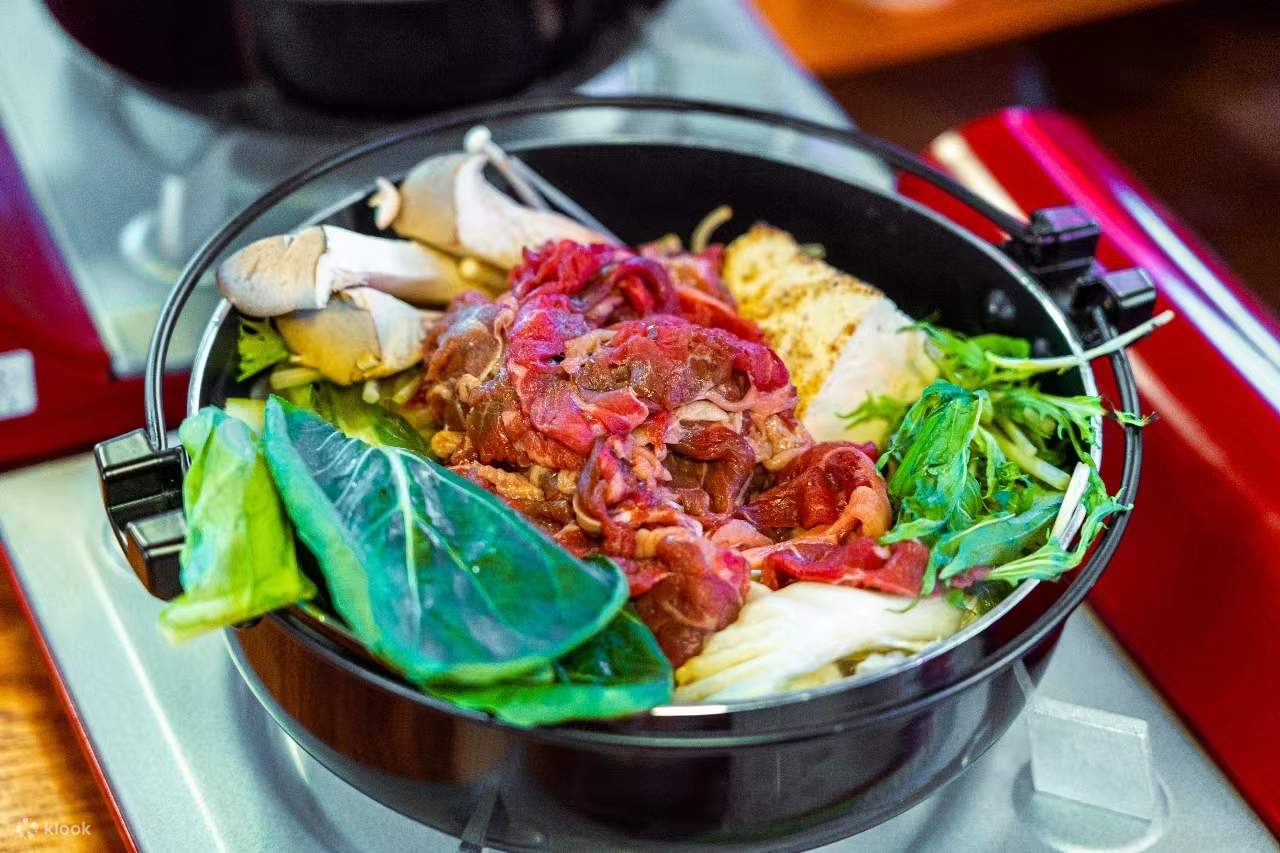 Tokyo Cherry Blossom Season Limited Japanese-style Yakatabune Cruise ...