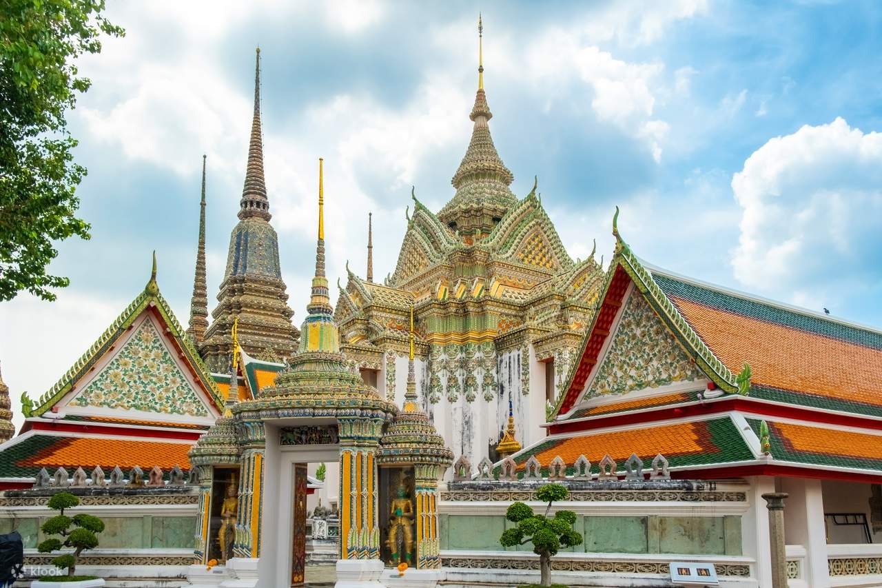 Lawatan Setengah Hari dengan Berjalan Kaki ke Wat Pho dan Wat Arun ...