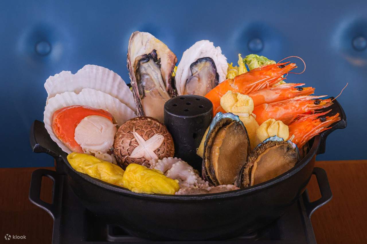The Market at Hotel ICON | Buffet, Afternoon Tea | Durian Afternoon Tea ...