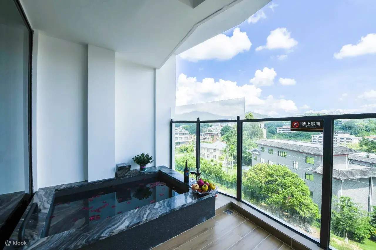 Lingnan Oriental Hot Spring Hotel Package in Conghua, Guangzhou - Klook ...