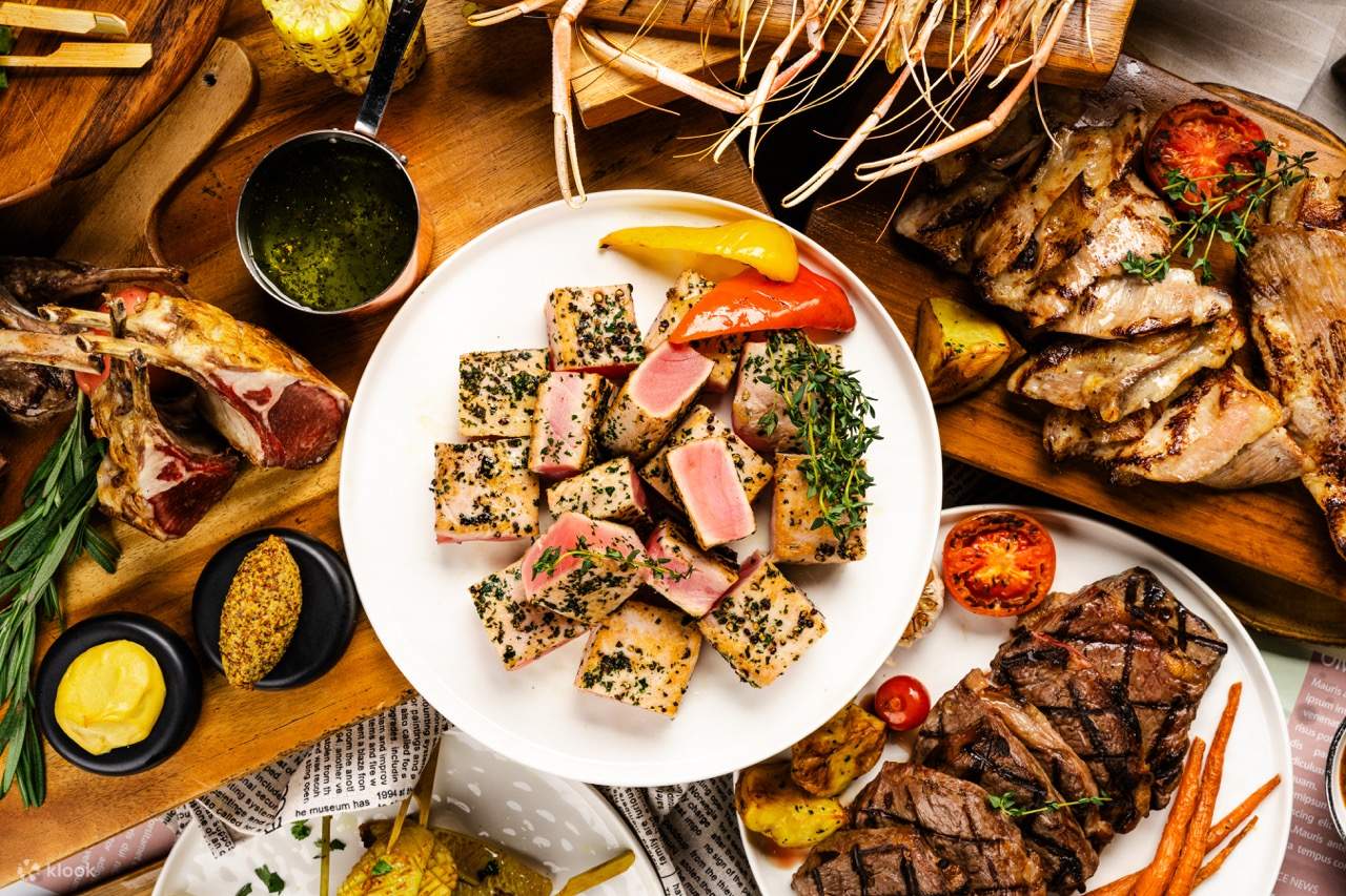 Orchid Café International Lunch and Dinner Buffet sa Grand Sheraton ...