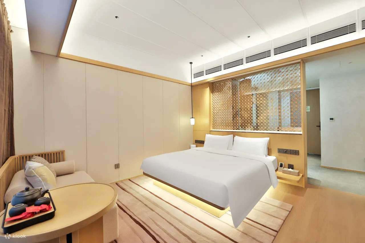 Beida Lake Hyakumangoku Hot Spring Hotel Accommodation Package - Klook ...