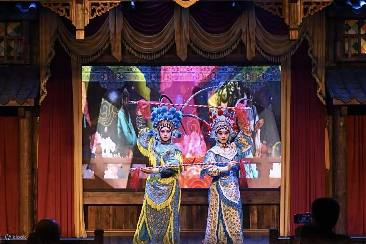 重庆1941老戏曲剧院门票（川剧变脸+吐火+盖碗茶+特色点心+琵琶演奏） - Klook客路