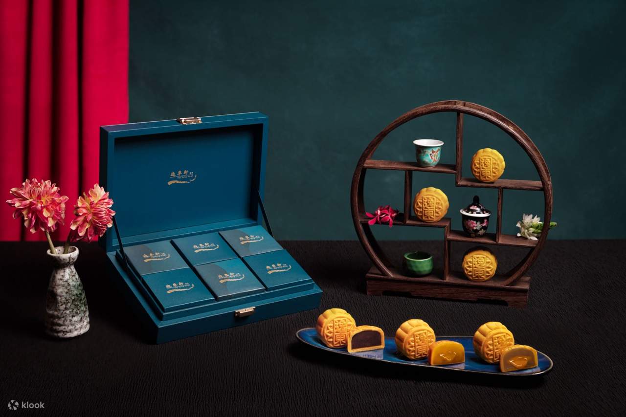 Eaton Hotel Hong Kong | Eaton Tung Heen Mooncake Offers | Mooncake ...
