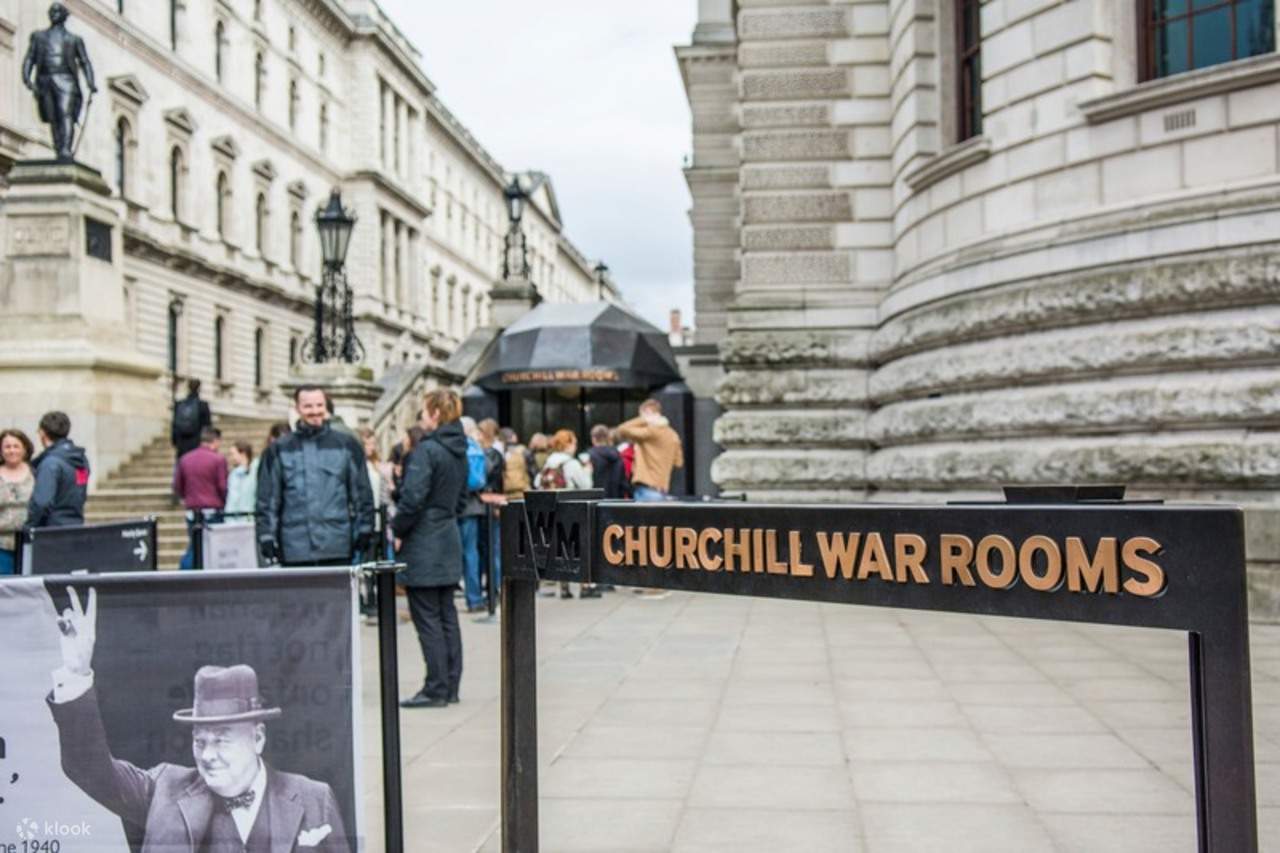 London Taxi 50+ Sights Tour & Churchill War Rooms - Klook