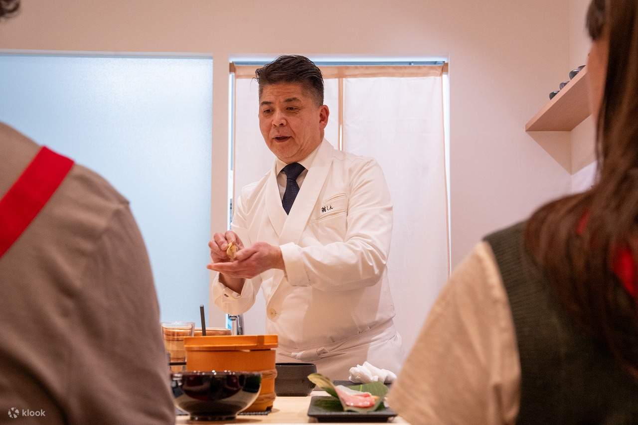 Pengalaman Membuat Sushi di Kyoto dengan Koki Sushi Profesional - Klook ...