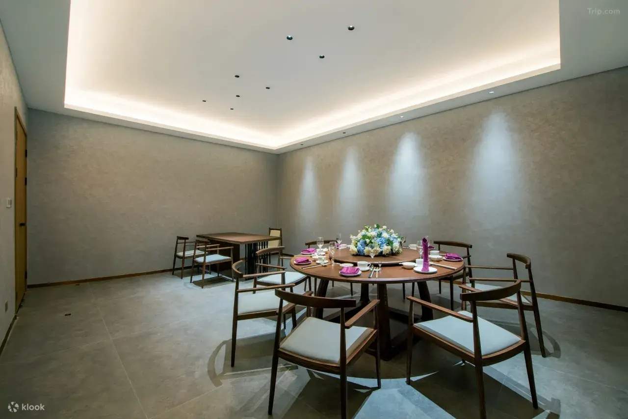 Lingnan Oriental Hot Spring Hotel Package in Conghua, Guangzhou - Klook ...