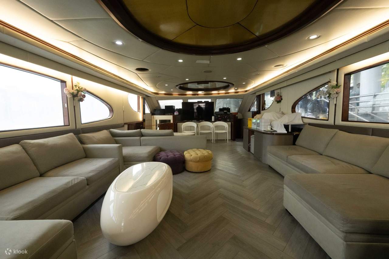 RP Victoria Harbour Tour Cruise Hong Kong - Klook