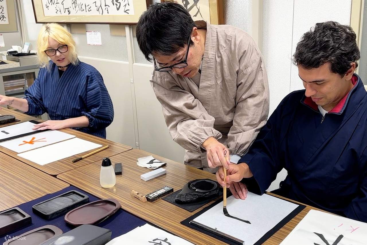 Calligraphy Workshop in Tokyo - Klook Australia