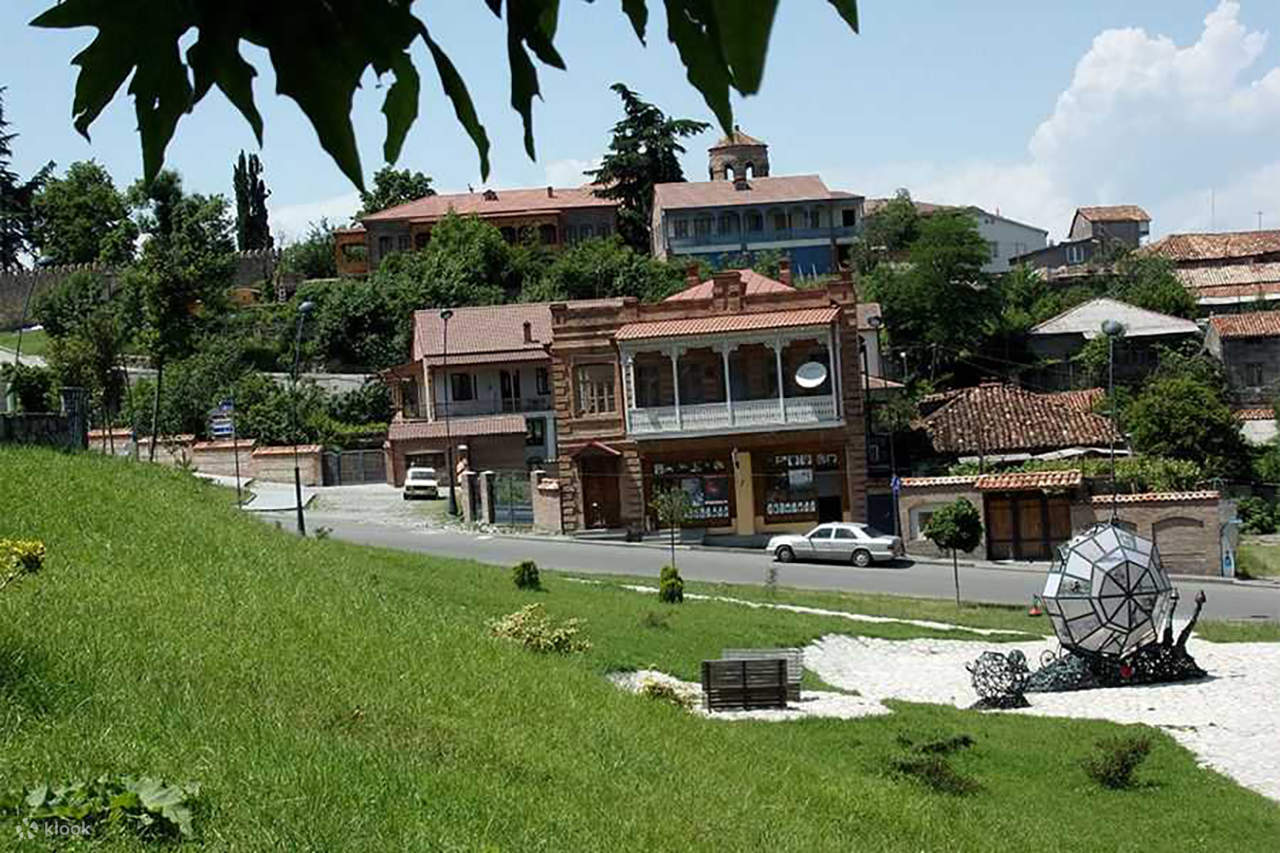 Dari Tbilisi: Biara Bodbe, Sighnaghi, & Tur Sehari Telavi - Klook Indonesia