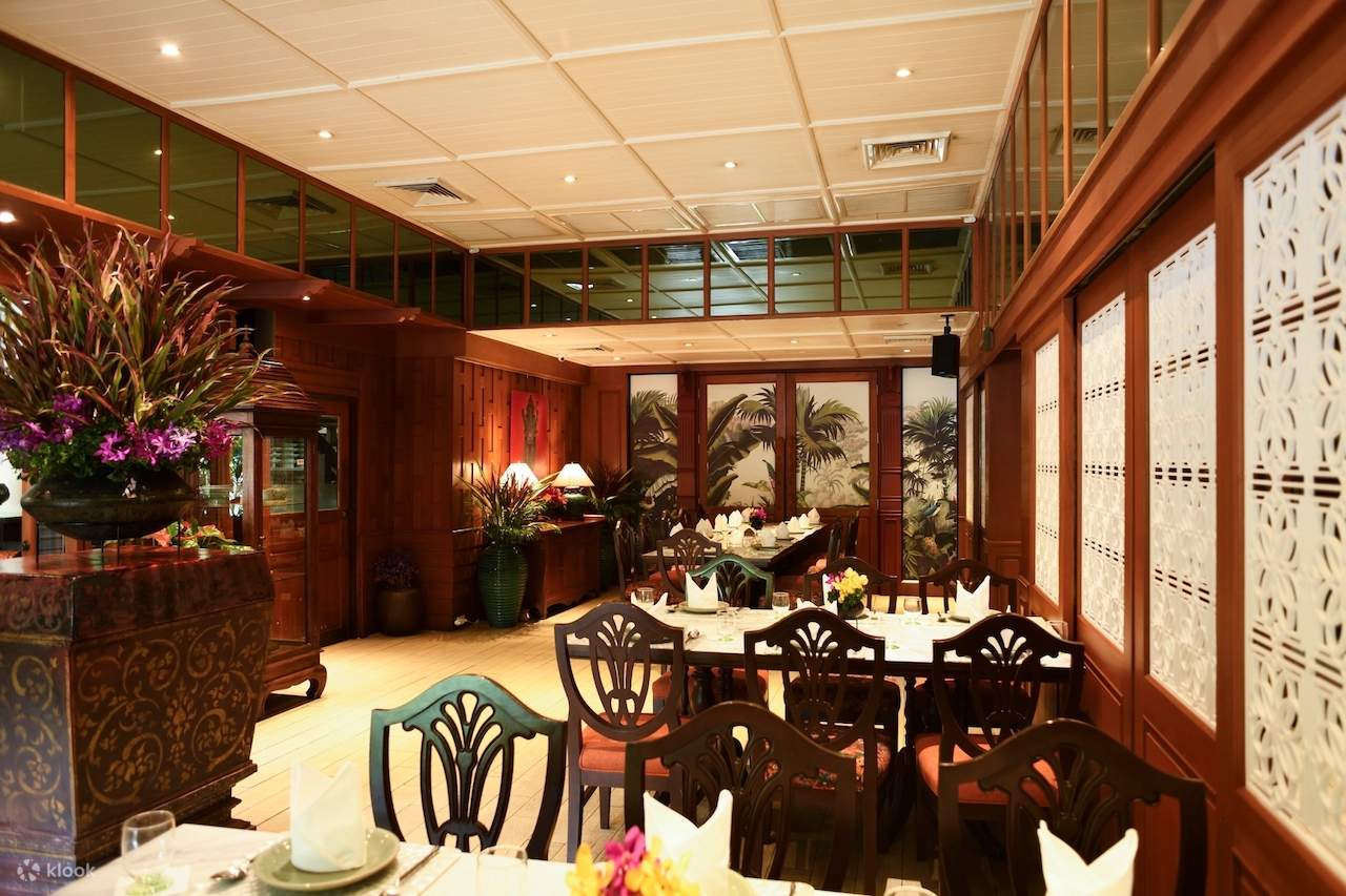 Baan Khanitha Thai Cuisine Sukhumvit 23 - Klook New Zealand