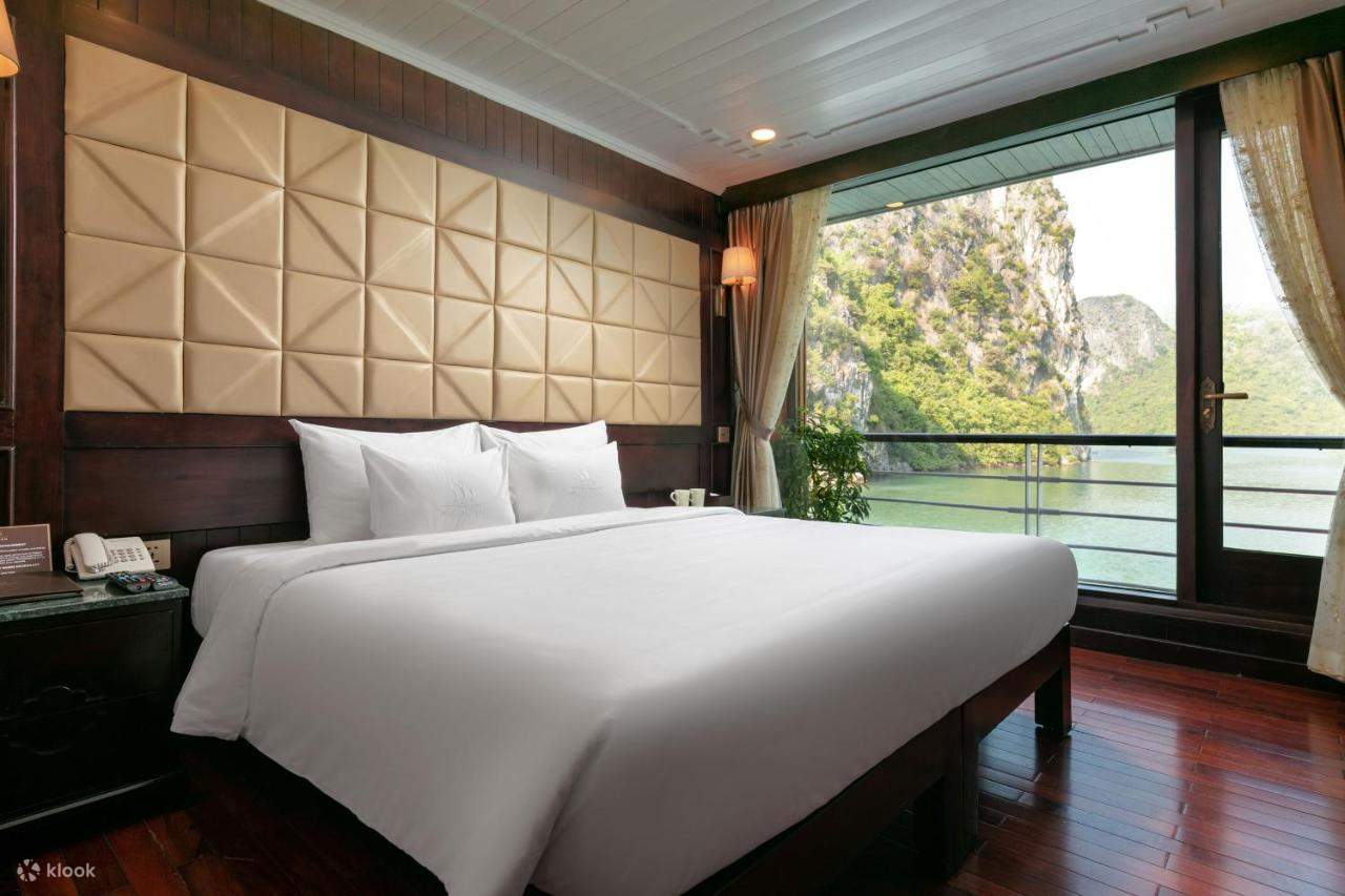 2D1N Halong Bay Tour by 5-star MilaLux Cruise - Klook Malaysia