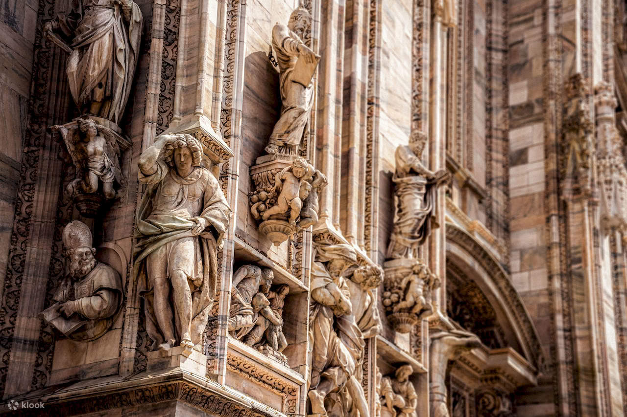 Lawatan Berpandu Duomo Milan dengan Akses Teres Atas Bumbung - Klook ...