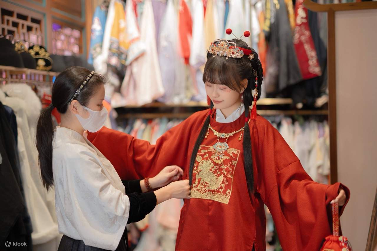 "Love Between Fairy and Devil" VR IMMERSIVE CENTER | Hanfu Rental ...