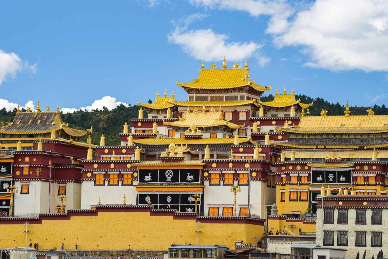 Shangri-La, Tiger Leaping Gorge, Napa Lake, Songzanlin Temple Small ...