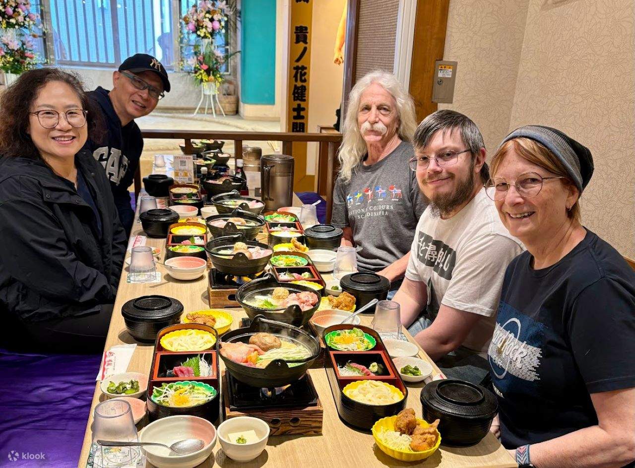 Ryogoku-Sumo-Tagestour zur Geschichte und Kultur mit Chanko-nabe ...