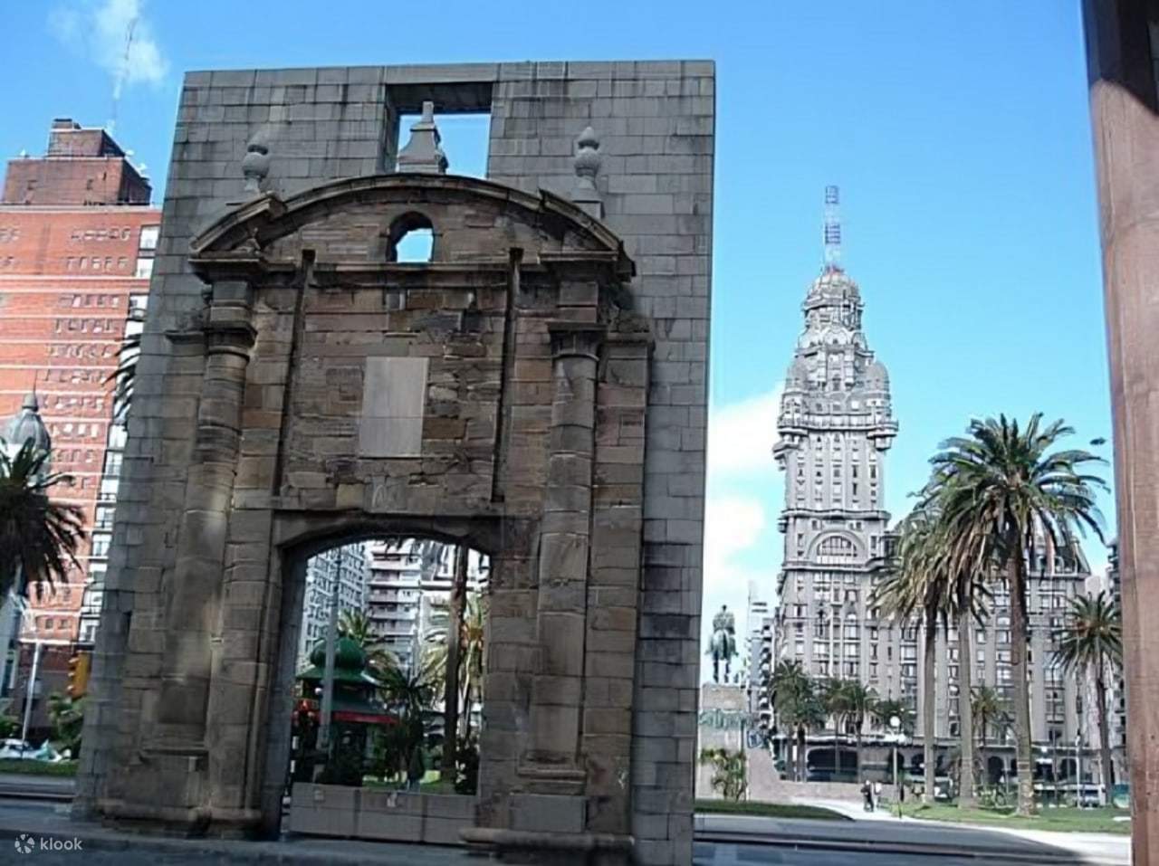 Montevideo : Must-See Sites Walking Tour With A Guide - Klook Philippines