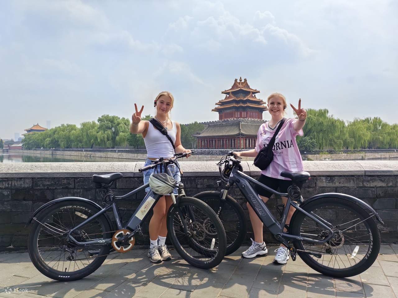 Beijing Central Axis Bike Tour: A UNESCO Journey - Klook Singapore