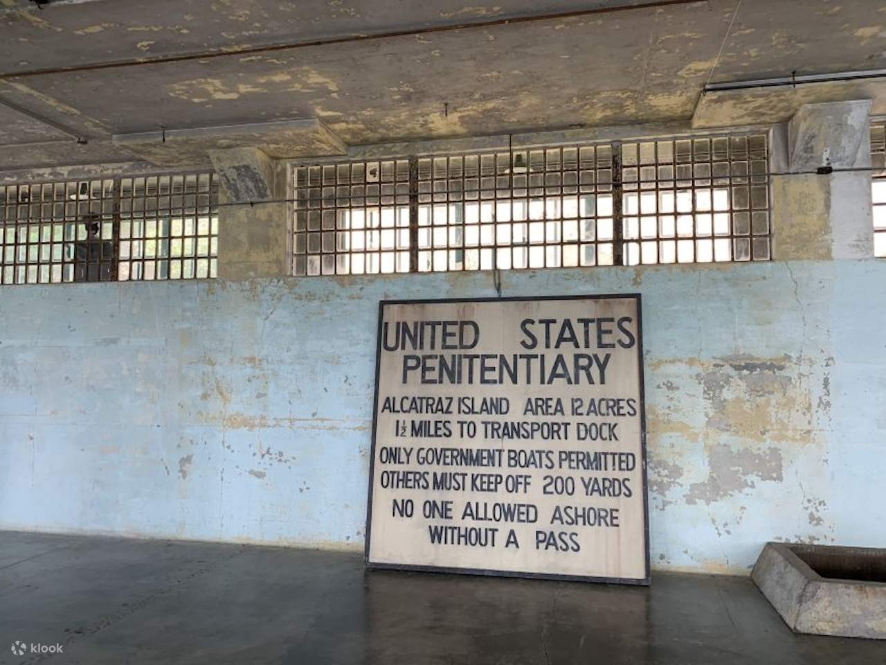 Explore Alcatraz After Dark: Night Tour with San Francisco Bay Cruise ...